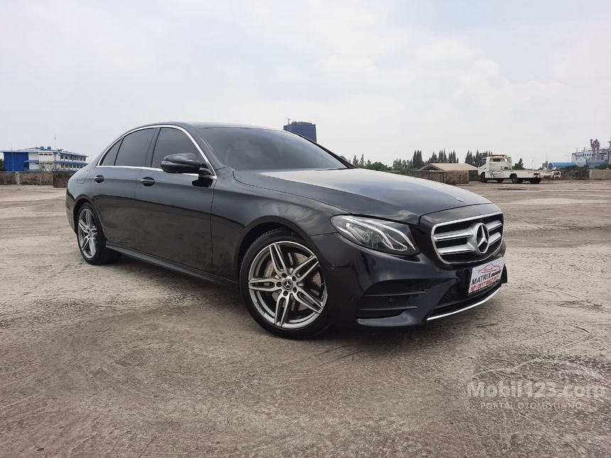 Jual Mobil Mercedes-Benz E300 2018 AMG Line 2.0 di DKI Jakarta ...