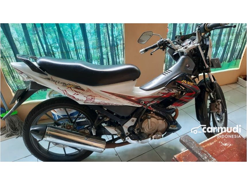 Jual Motor Suzuki Satria 2012 0.2 di Indonesia (Lainnya) Manual Putih ...