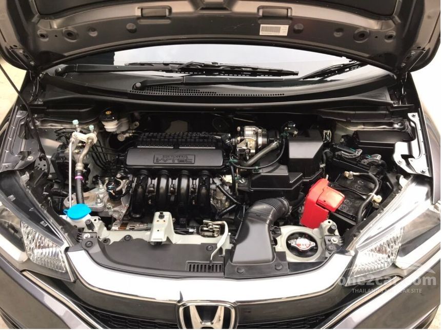 2018 Honda Jazz 1.5 (ปี 14-22) V i-VTEC Hatchback for sale on One2car