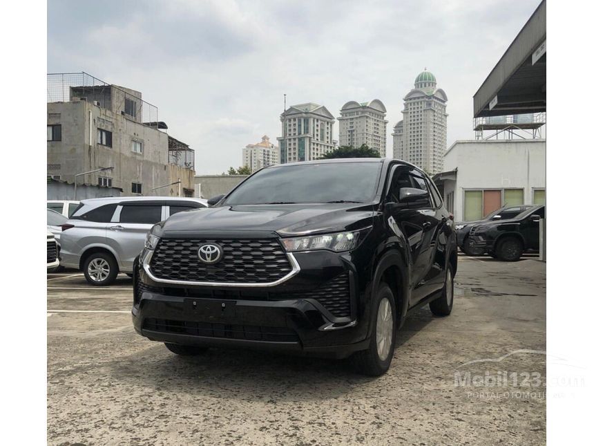 Jual Mobil Toyota Kijang Innova Zenix 2024 G HV 2.0 di DKI Jakarta ...