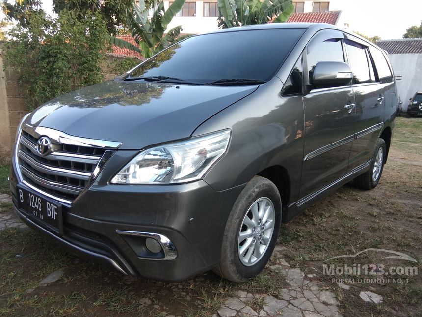 Jual Mobil Toyota Kijang Innova 2014 V 2.5 di Banten Automatic MPV Abu ...
