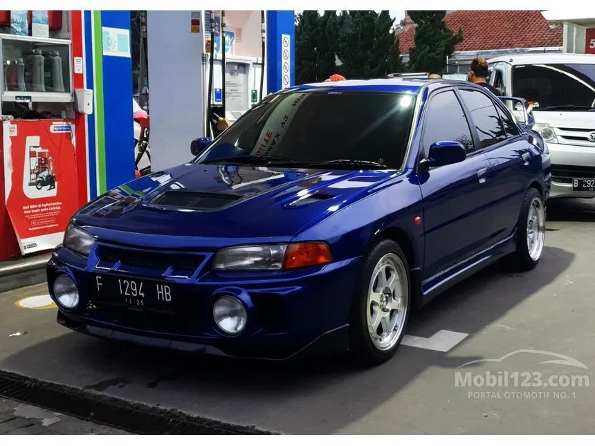 Jual Mobil Mitsubishi Lancer 1997 GLXi 1.6 di Jawa Barat Manual Sedan ...
