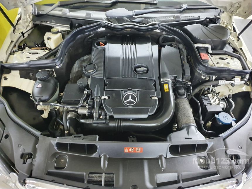 Jual Mobil Mercedes-Benz C200 2011 CGI 1.8 di DKI Jakarta Automatic ...