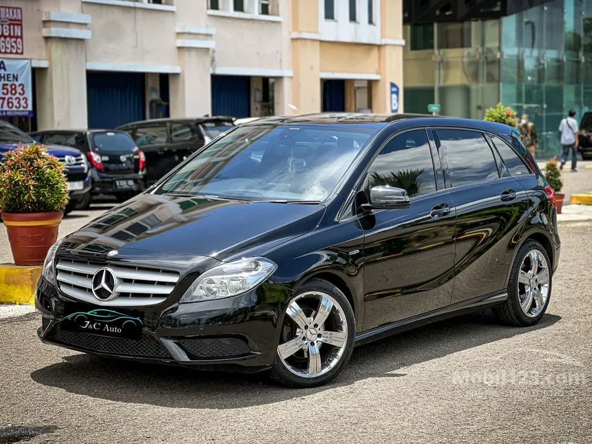 Jual Mobil Mercedes-Benz B200 2012 Urban 1.6 di DKI Jakarta Automatic ...