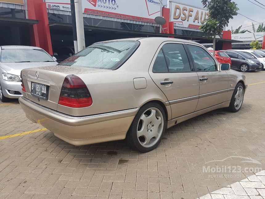 Jual Mobil Mercedes-Benz C200 2000 Classic 2.0 di DKI Jakarta Automatic ...