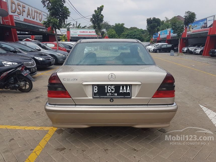 Jual Mobil Mercedes-Benz C200 2000 Classic 2.0 di DKI Jakarta Automatic ...
