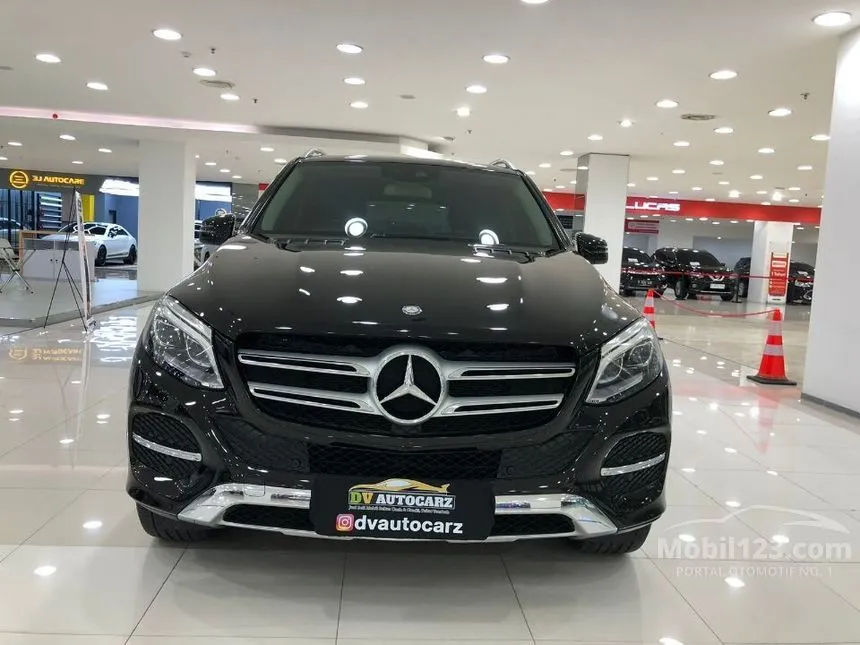 Jual Mobil Mercedes-Benz GLE400 2017 Exclusive 4Matic 3.0 di DKI Jakarta Automatic SUV Hitam Rp ...