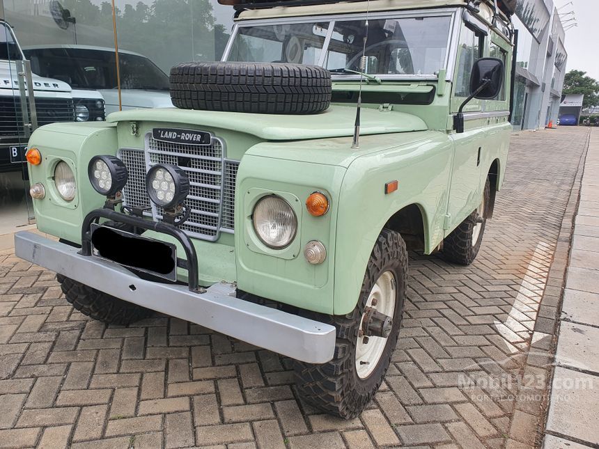 Jual Mobil Land Rover Defender 1977 2.3 2.3 di Banten Manual SUV Hijau ...