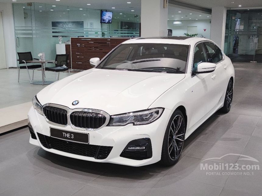 Jual Mobil BMW 330i 2021 M Sport 2.0 di DKI Jakarta Automatic Sedan ...
