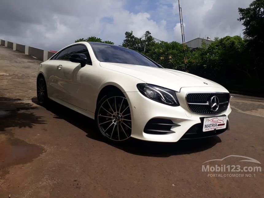 Jual Mobil Mercedes-Benz E400 2017 AMG 3.0 di DKI Jakarta Automatic ...