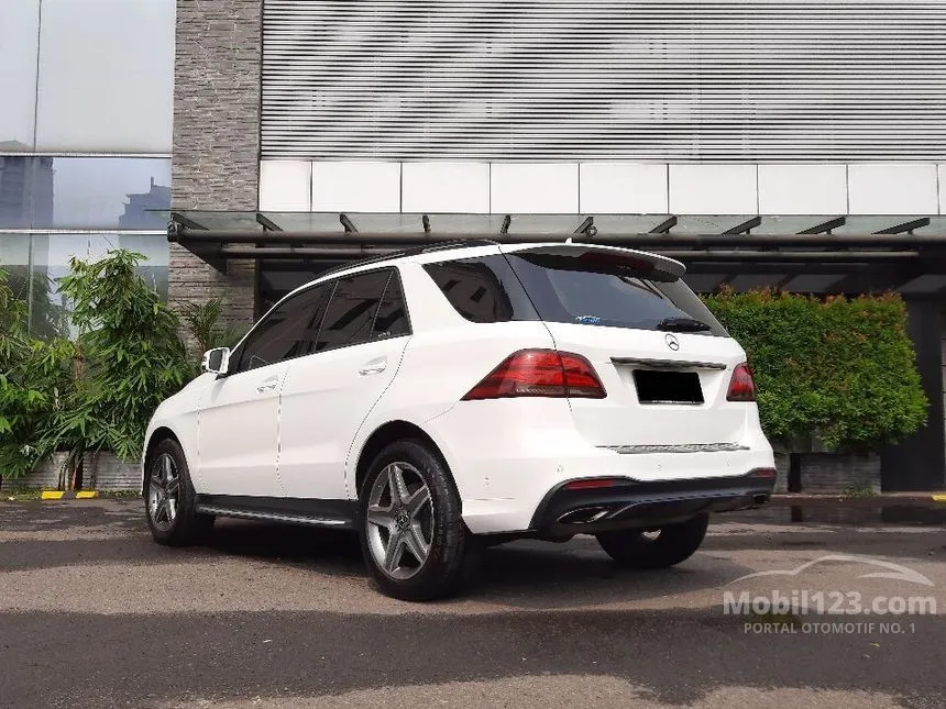 Jual Mobil Mercedes-Benz GLE400 2017 Exclusive 4Matic 3.0 di DKI Jakarta Automatic SUV Putih Rp ...
