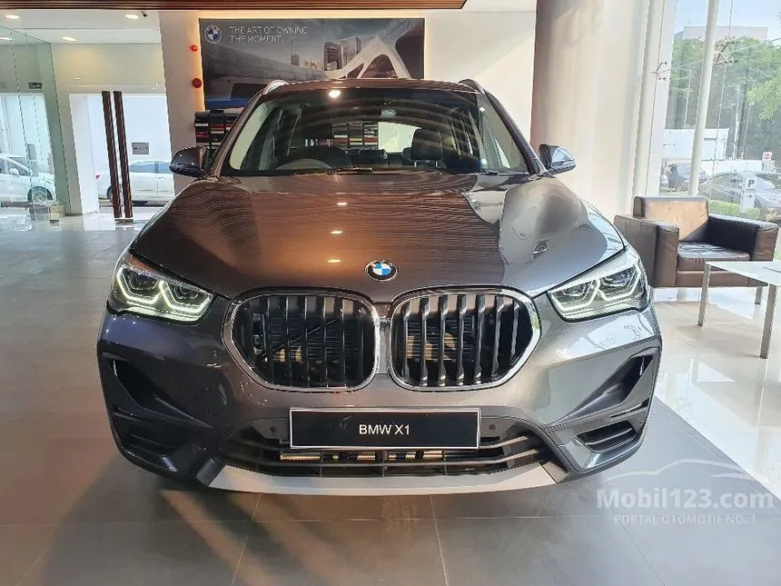 Jual Mobil BMW X1 2022 sDrive18i Dynamic 1.5 di DKI Jakarta Automatic ...
