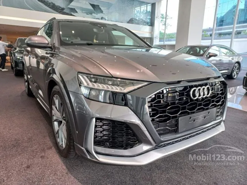 Jual Mobil Audi Q8 2022 TFSI quattro 3.0 di DKI Jakarta Automatic Wagon ...