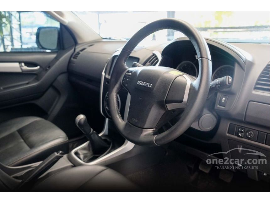 Isuzu D-Max 2016 CAB-4 (ปี 11-17) Hi-Lander Z 1.9 เกียร์ธรรมดา สีขาว | One2car.com ศูนย์รวมรถ ...