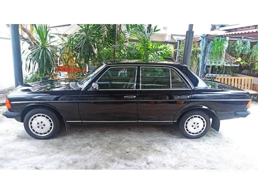 1987 Mercedes-Benz 280E 2.8 W123 (ปี 76-85) 2.8 Sedan AT for sale on ...