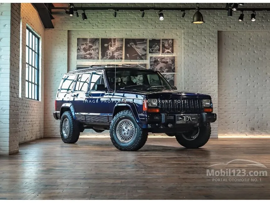 Jual Mobil Jeep Cherokee 1997 4.0 di DKI Jakarta Automatic SUV Biru Rp ...
