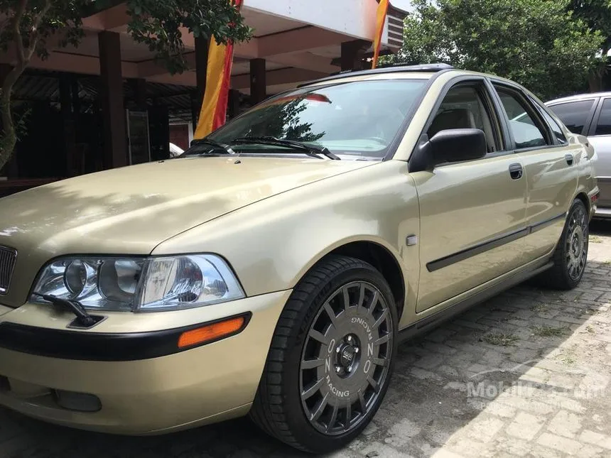 Jual Mobil Volvo S40 2002 Turbo 1.9 di DKI Jakarta Automatic Sedan ...