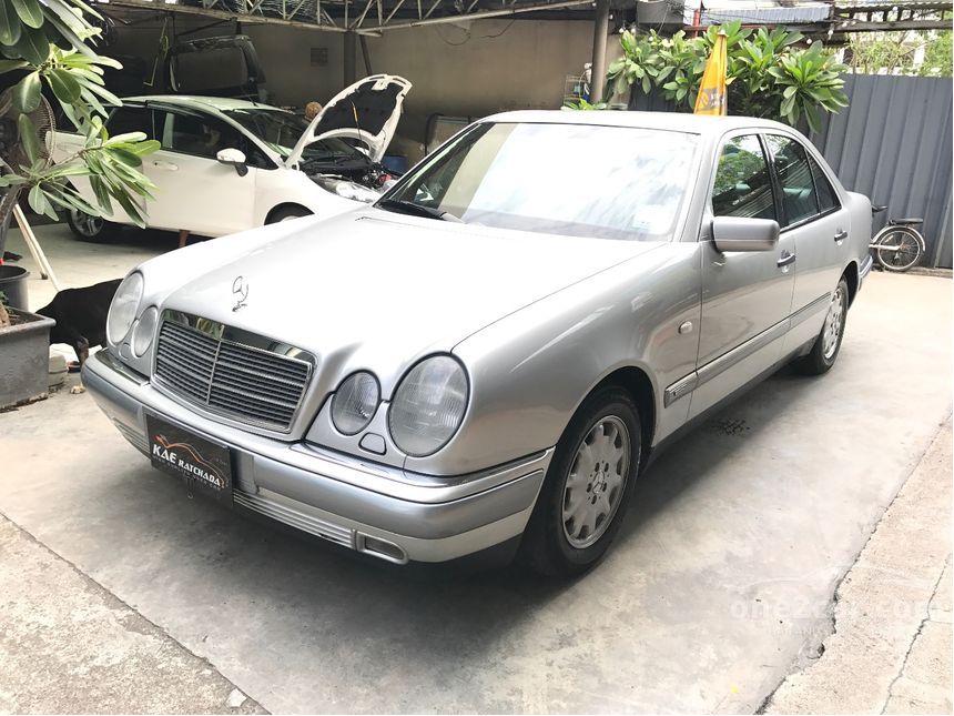 Mercedes-Benz E230 1997 Elegance 2.3 in กรุงเทพและปริมณฑล Automatic ...