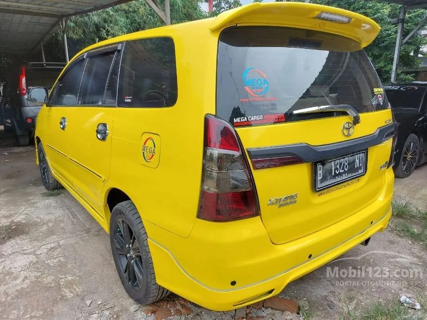 Jual Mobil Toyota Kijang Innova 2005 V 2.0 di DKI Jakarta Automatic MPV ...