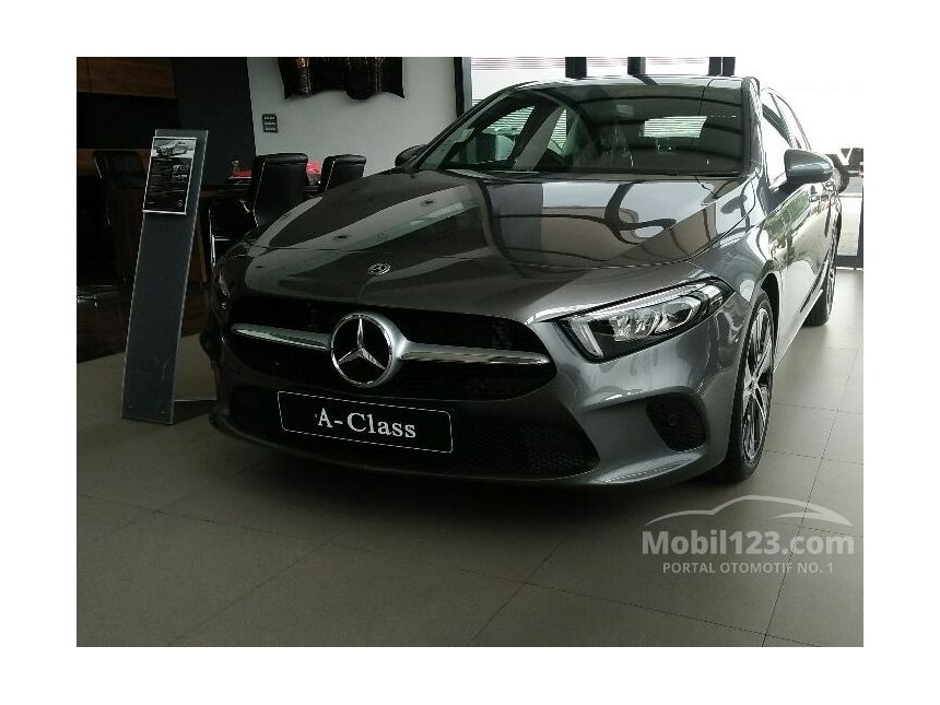 Jual Mobil Mercedes-Benz A200 2018 Progressive Line 1.3 di DKI Jakarta ...