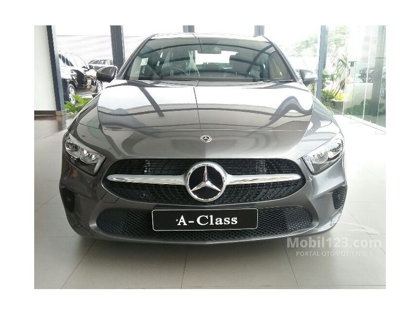 Jual Mobil Mercedes-Benz A200 2018 Progressive Line 1.3 di DKI Jakarta ...