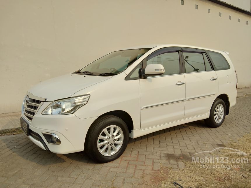 Jual Mobil Toyota Kijang Innova 2014 V 2.0 di Banten Manual MPV Putih ...