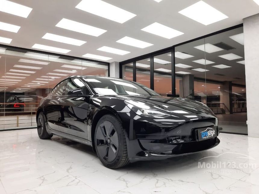 Jual Mobil Tesla Model 3 2021 Standard Range Plus di DKI Jakarta ...