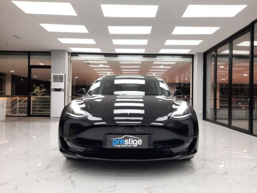 Jual Mobil Tesla Model 3 2021 Standard Range Plus di DKI Jakarta ...