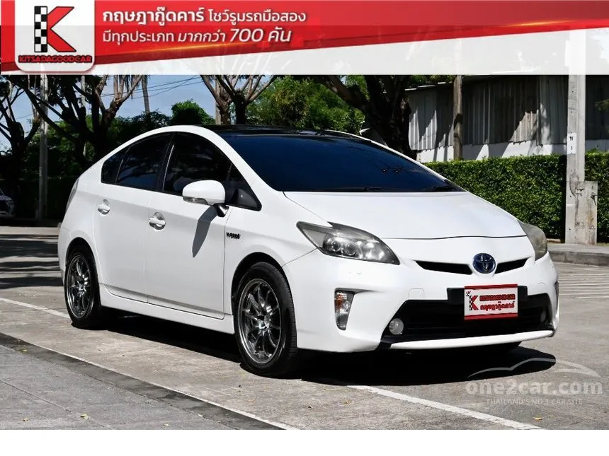 2013 Toyota Prius 1.8 (ปี 09-16) Hybrid Top option grade Hatchback for ...