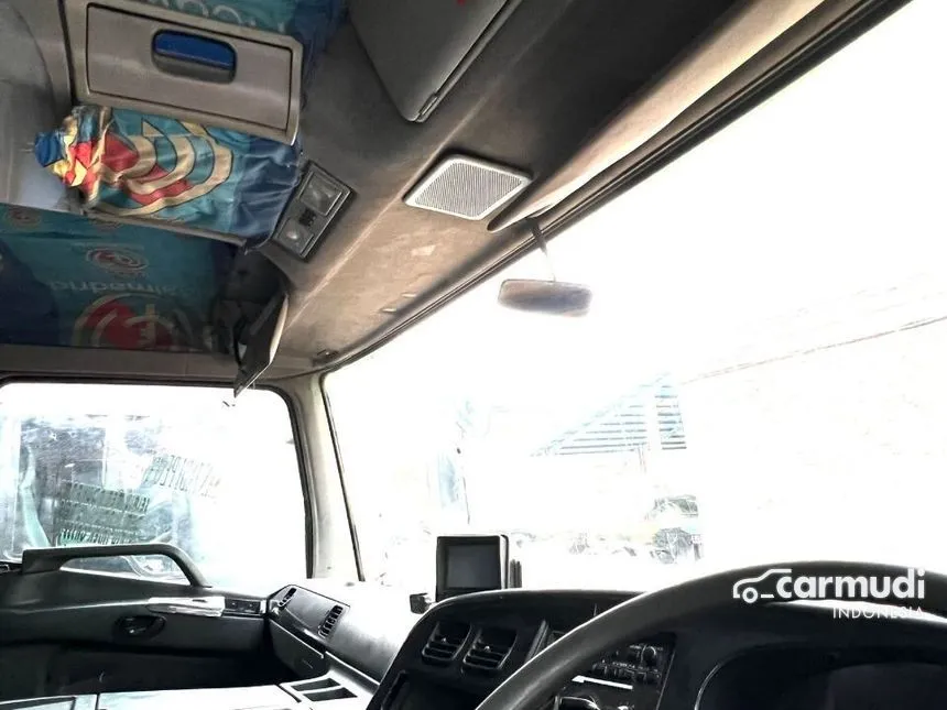 Mitsubishi Fuso 2010 FU 517 UZ 11.9 in DKI Jakarta Manual Trucks White ...