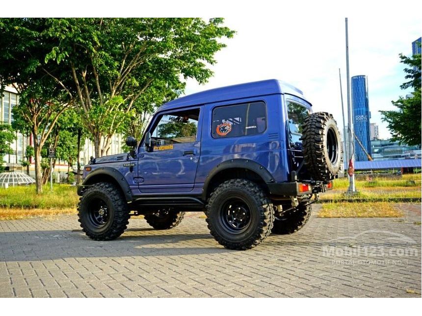 Jual Mobil Suzuki Katana 2004 GX 1.0 di Jawa Timur Manual Jeep Biru Rp ...