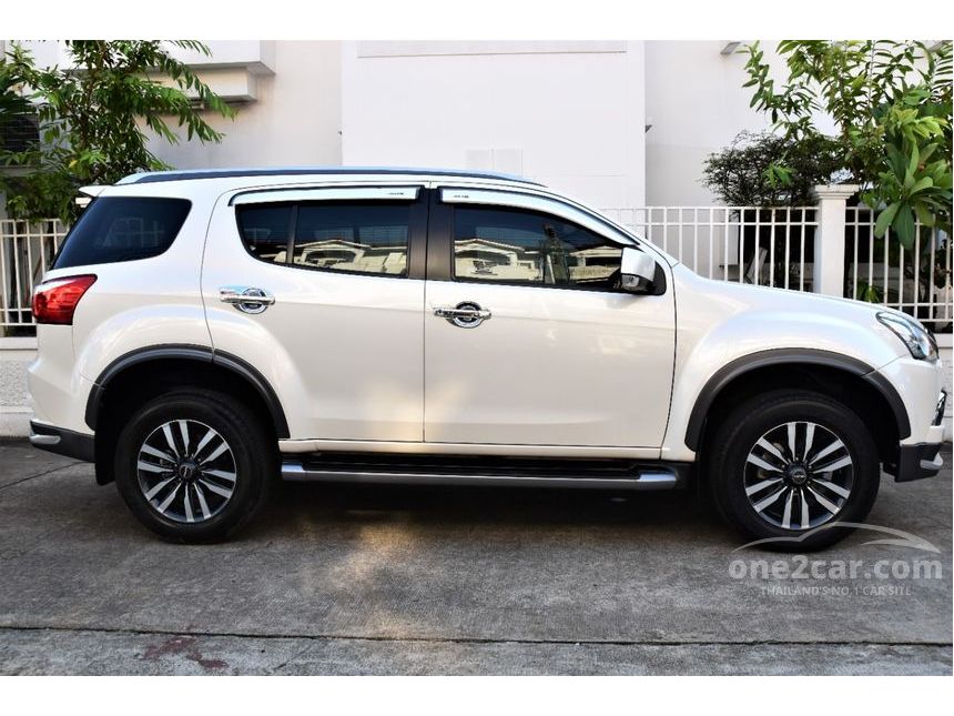 Isuzu MU-X 2019 The ICONIC 1.9 in กรุงเทพและปริมณฑล Automatic SUV สีขาว ...