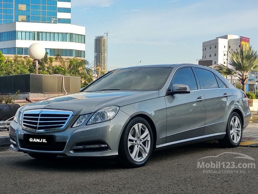 Jual Mobil Mercedes-Benz E300 2011 Avantgarde AMG 3.0 di DKI Jakarta ...