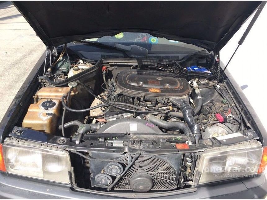 Mercedes-Benz 190E 1993 W201 (ปี 83-93) 2.0 เกียร์อัตโนมัติ สีดำ ...