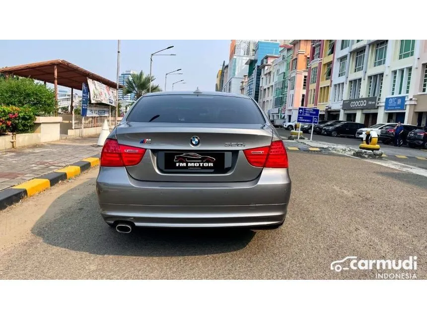 BMW 320i 2011 2.0 in DKI Jakarta Automatic Sedan Grey for Rp 195.000.000 - 10099694 - Carmudi.co.id