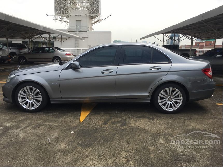 Mercedes-Benz C200 2012 W204 (ปี 08-14) Elegance 1.8 เกียร์อัตโนมัติ สี ...
