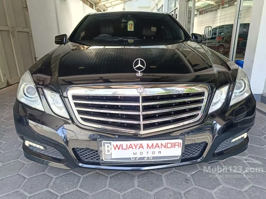 Jual Mobil Mercedes-Benz E300 2010 Avantgarde AMG 3.0 di Jawa Barat Automatic Sedan Hitam Rp 370 ...