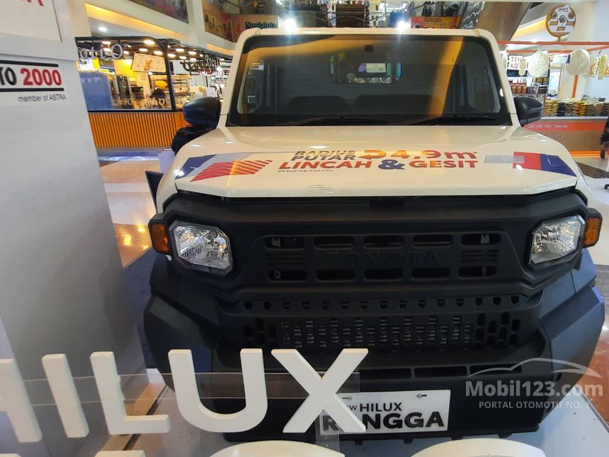 Jual Mobil Toyota Hilux Rangga 2025 Standard Flat Deck 3 Way 2.0 di DKI ...