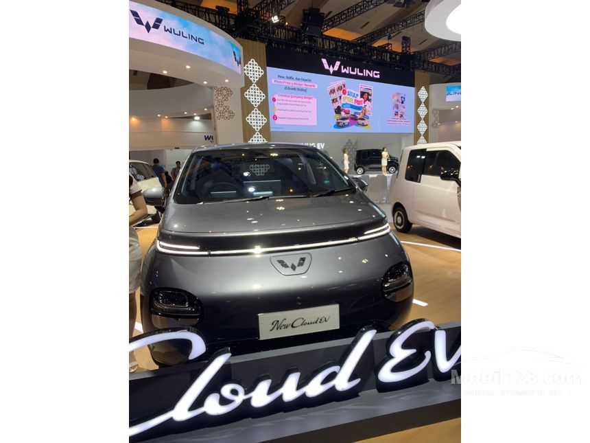 Jual Mobil Wuling Cloud 2025 EV Lite di DKI Jakarta Automatic Hatchback ...