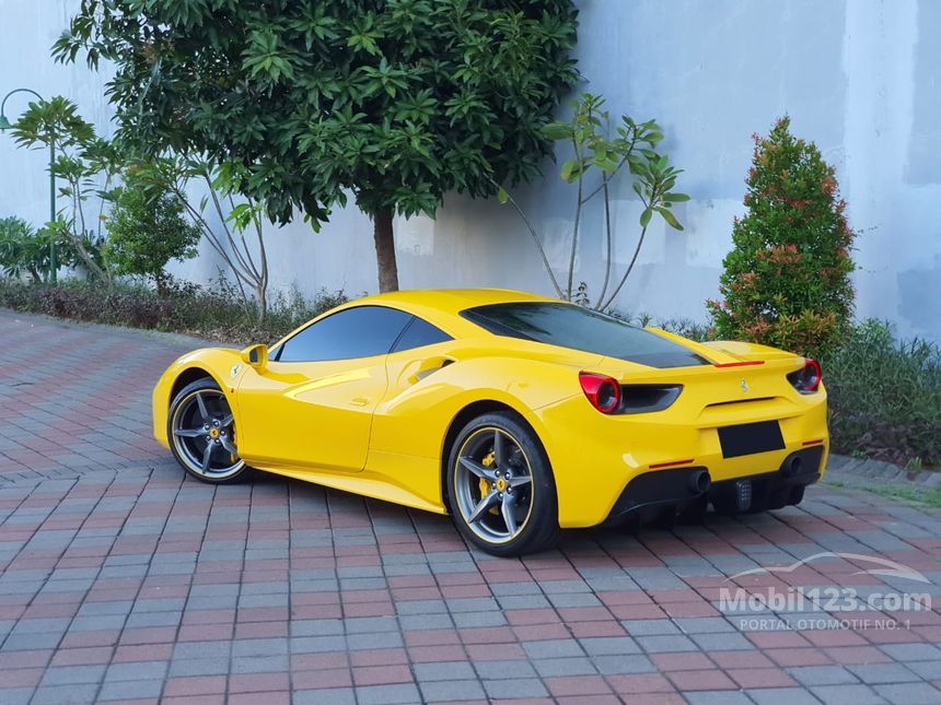 Jual Mobil Ferrari 488 Pista 2020 3.9 di Jawa Timur Automatic Coupe ...