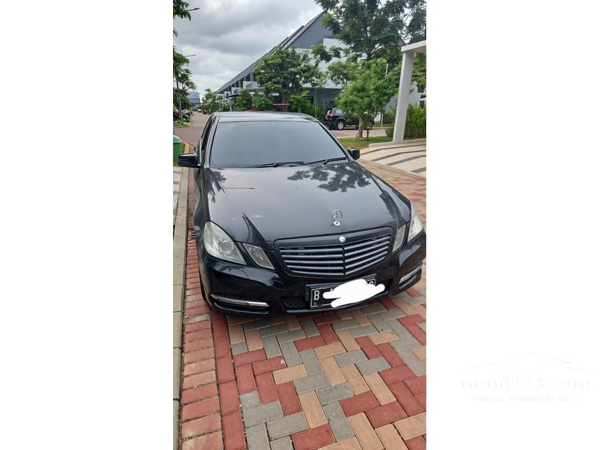 Jual Mobil Mercedes-Benz E250 2010 CGI 1.8 di DKI Jakarta Automatic Sedan Hitam Rp 125.000.000 ...