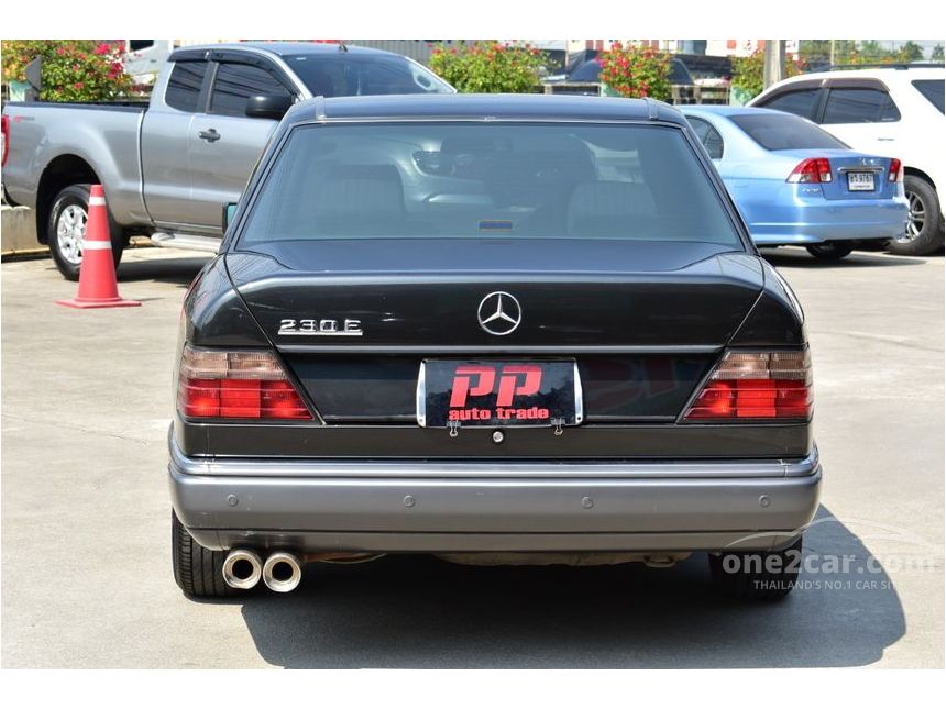 Mercedes-Benz 230E 1993 2.3 in กรุงเทพและปริมณฑล Automatic Sedan สีเทา ...