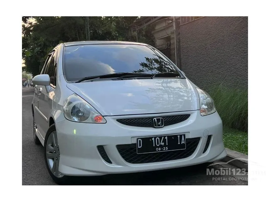 Jual Mobil Honda Jazz 2007 VTEC 1.5 di Jawa Barat Automatic Hatchback ...