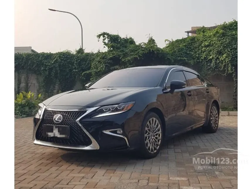 Jual Mobil Lexus ES300h 2014 ES300h 2.5 di DKI Jakarta Automatic Sedan Hitam Rp 380.000.000 ...