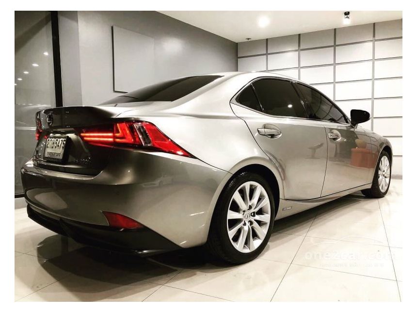 Lexus IS300h 2013 Premium 2.5 in กรุงเทพและปริมณฑล Automatic Sedan สี ...