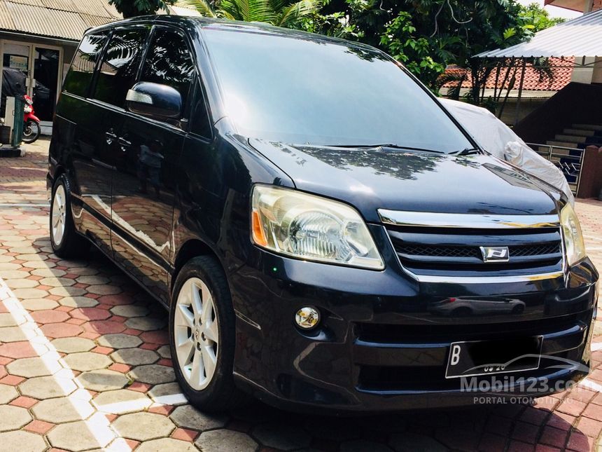 Jual Mobil Toyota Noah 2005 2.0 di DKI Jakarta Automatic MPV Minivans ...