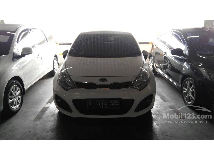 Jual Mobil KIA Rio 2012 UB 1.4 di DKI Jakarta Automatic Hatchback Putih ...