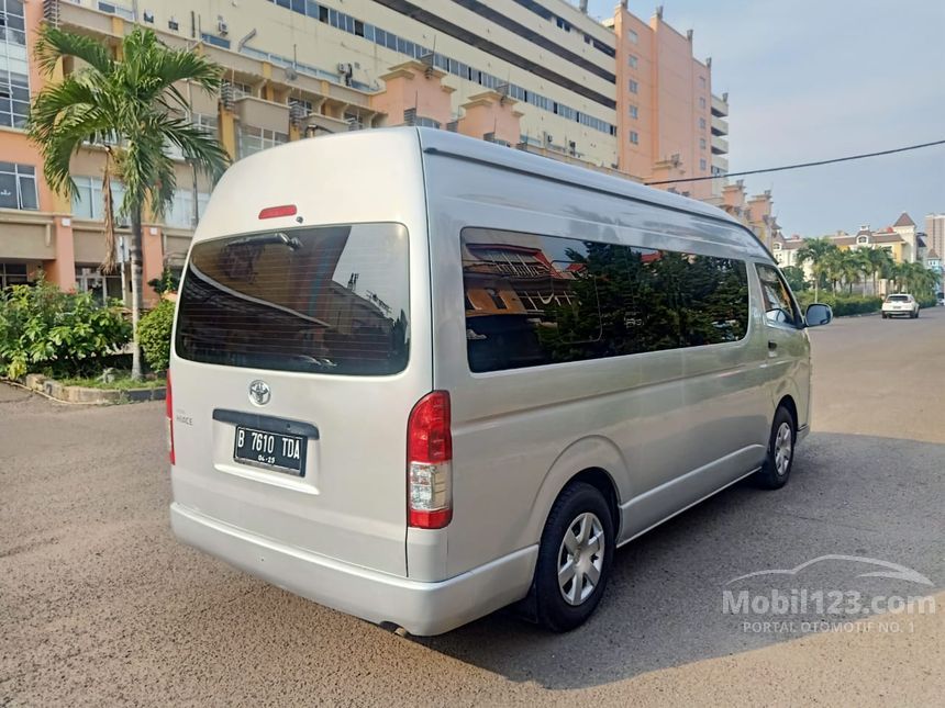 Jual Mobil Toyota Hiace 2015 High Grade Commuter 2.5 di Jawa Barat ...