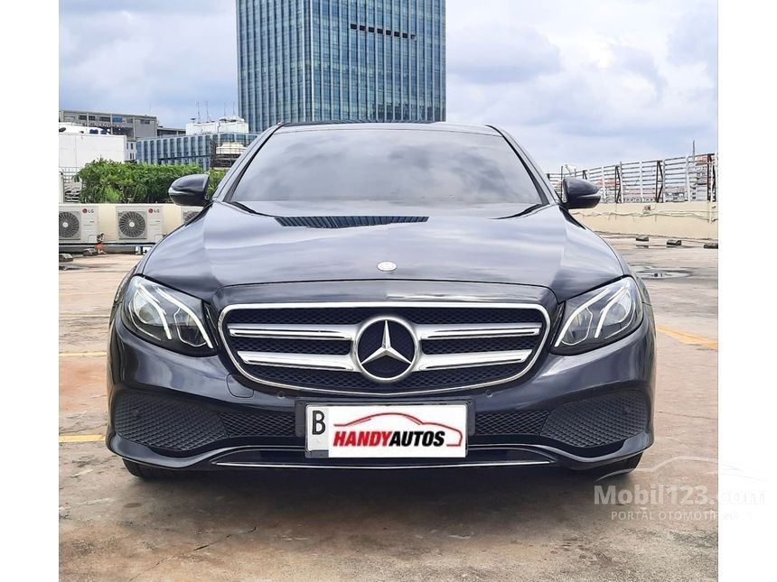 Jual Mobil Mercedes-Benz E250 2016 Avantgarde CBU 2.0 di DKI Jakarta ...