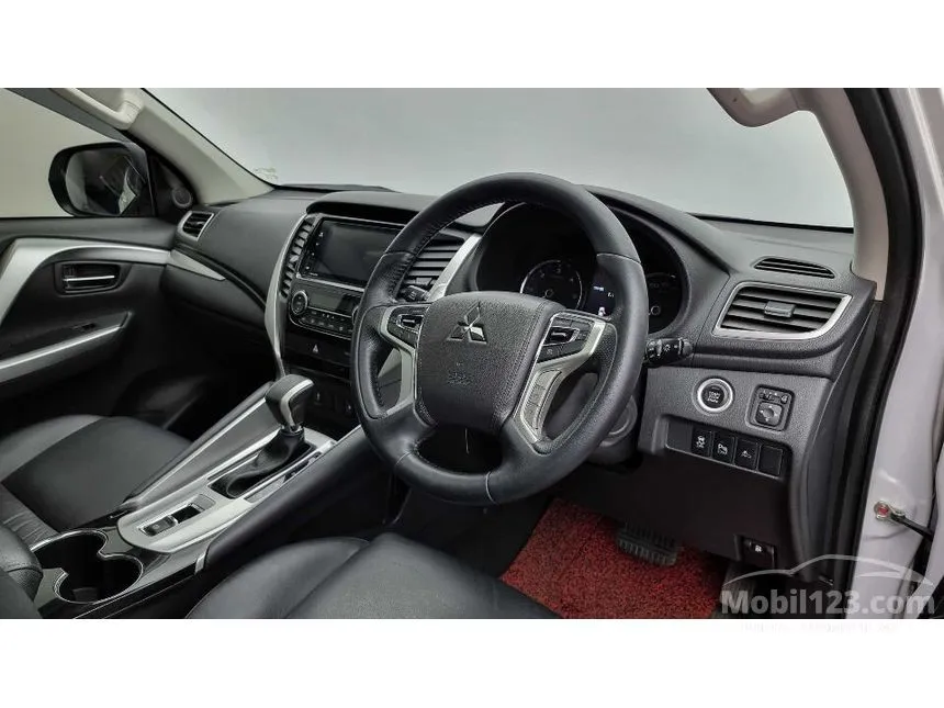 Jual Mobil Mitsubishi Pajero Sport 2019 Dakar 2.4 di Jawa Barat Automatic SUV Putih Rp 444.000. ...